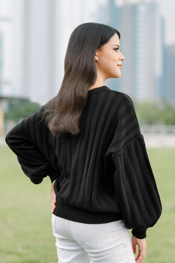 Interlock Lining Sweater - Black - ZYTADELIA